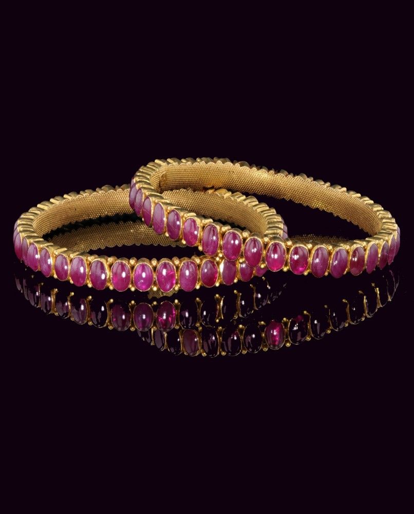 BANGLES