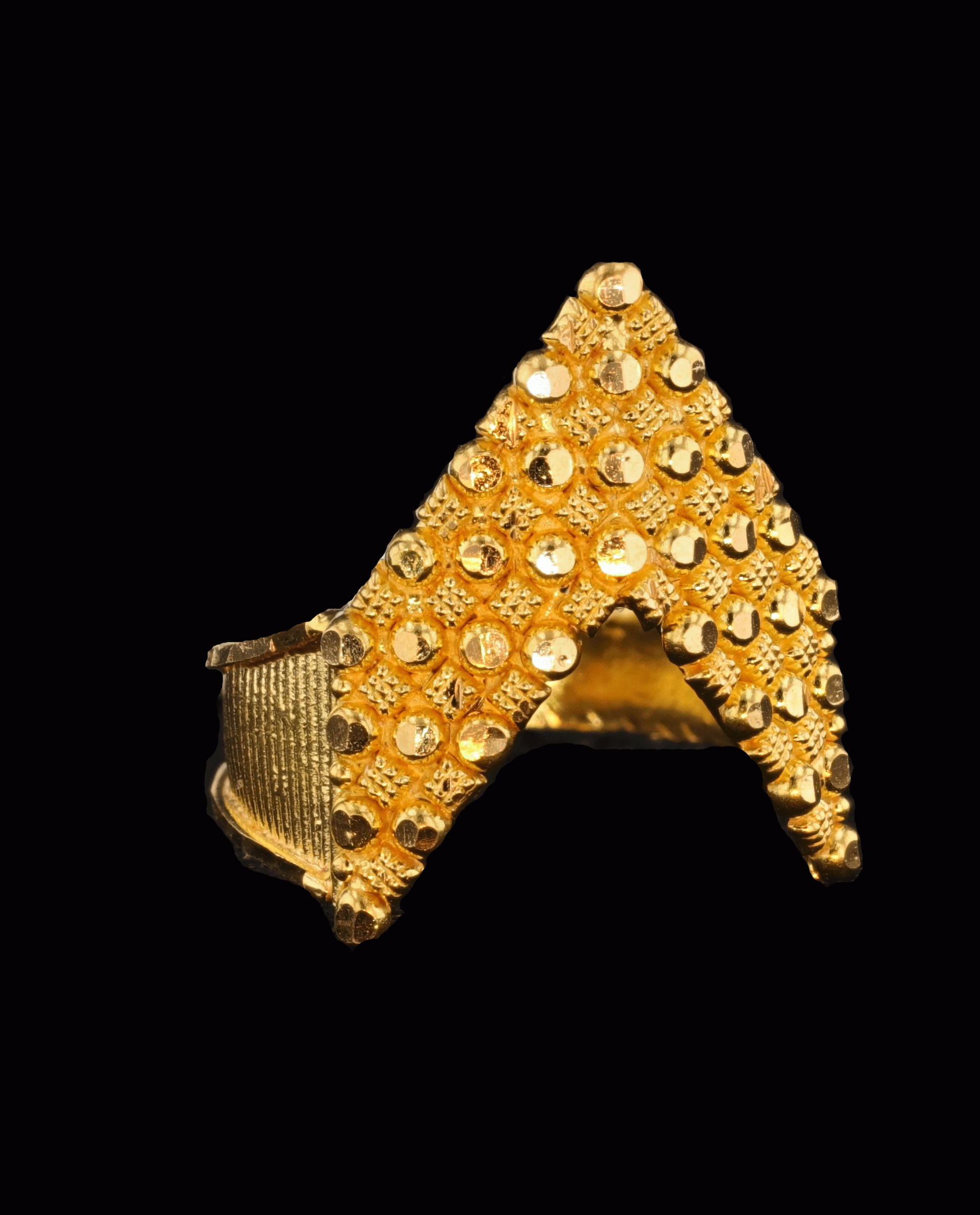 GOLD RING